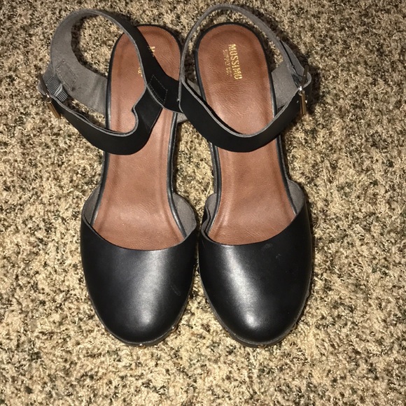 Mossimo Supply Co. | Shoes | Mossimo Black Wooden Heels | Poshmark
